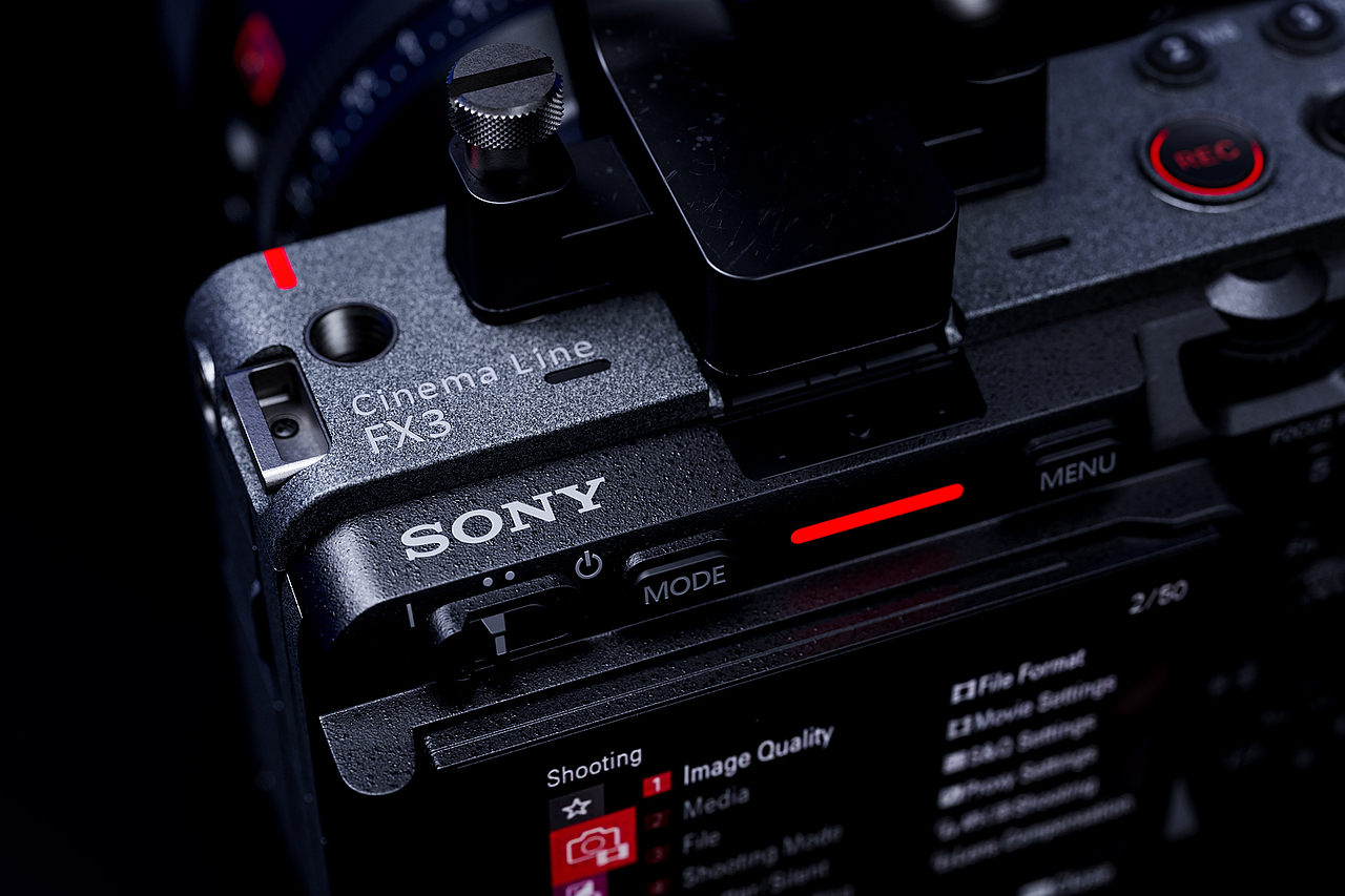 【C4D&Octane】sony fx3 产品表现_派大糖-站酷ZCOOL