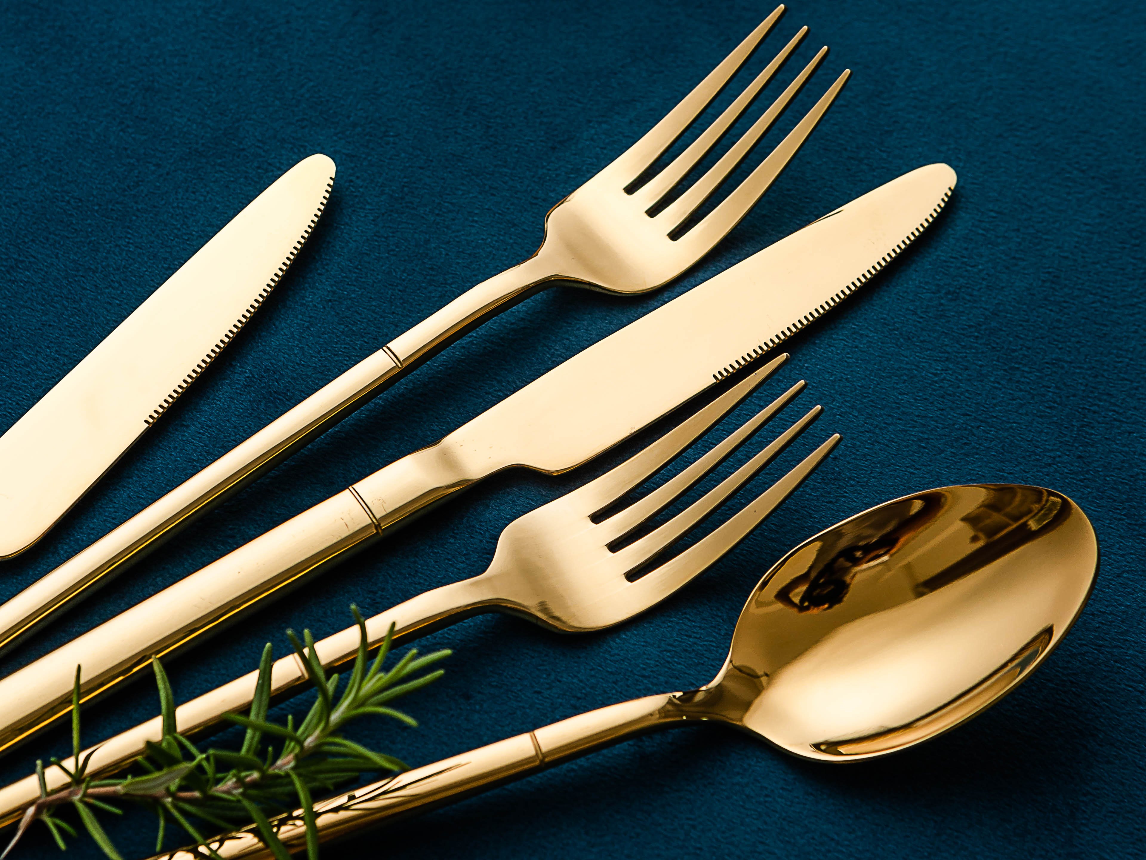 暗调刀叉勺套装_muxn-站酷ZCOOL