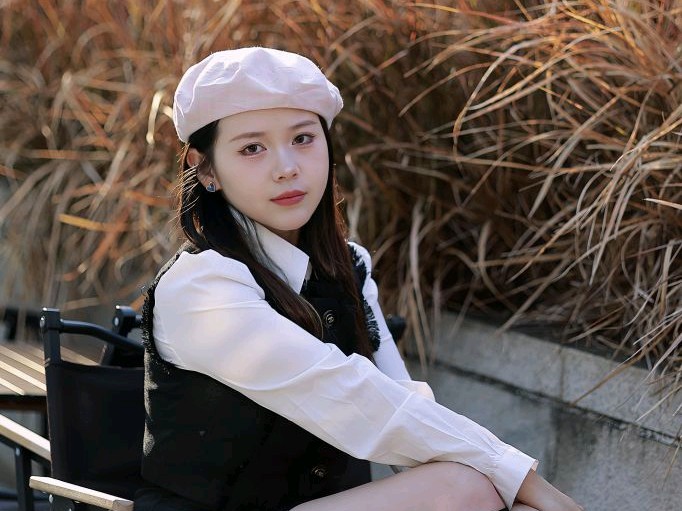 深圳街拍 | 有趣都藏在无趣的日子里_Fnda-站酷ZCOOL