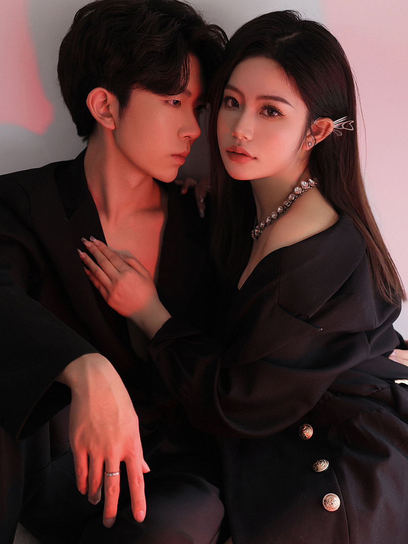 太欲了🆘不敢发朋友圈的情侣照系列🖤极光album 站酷zcool