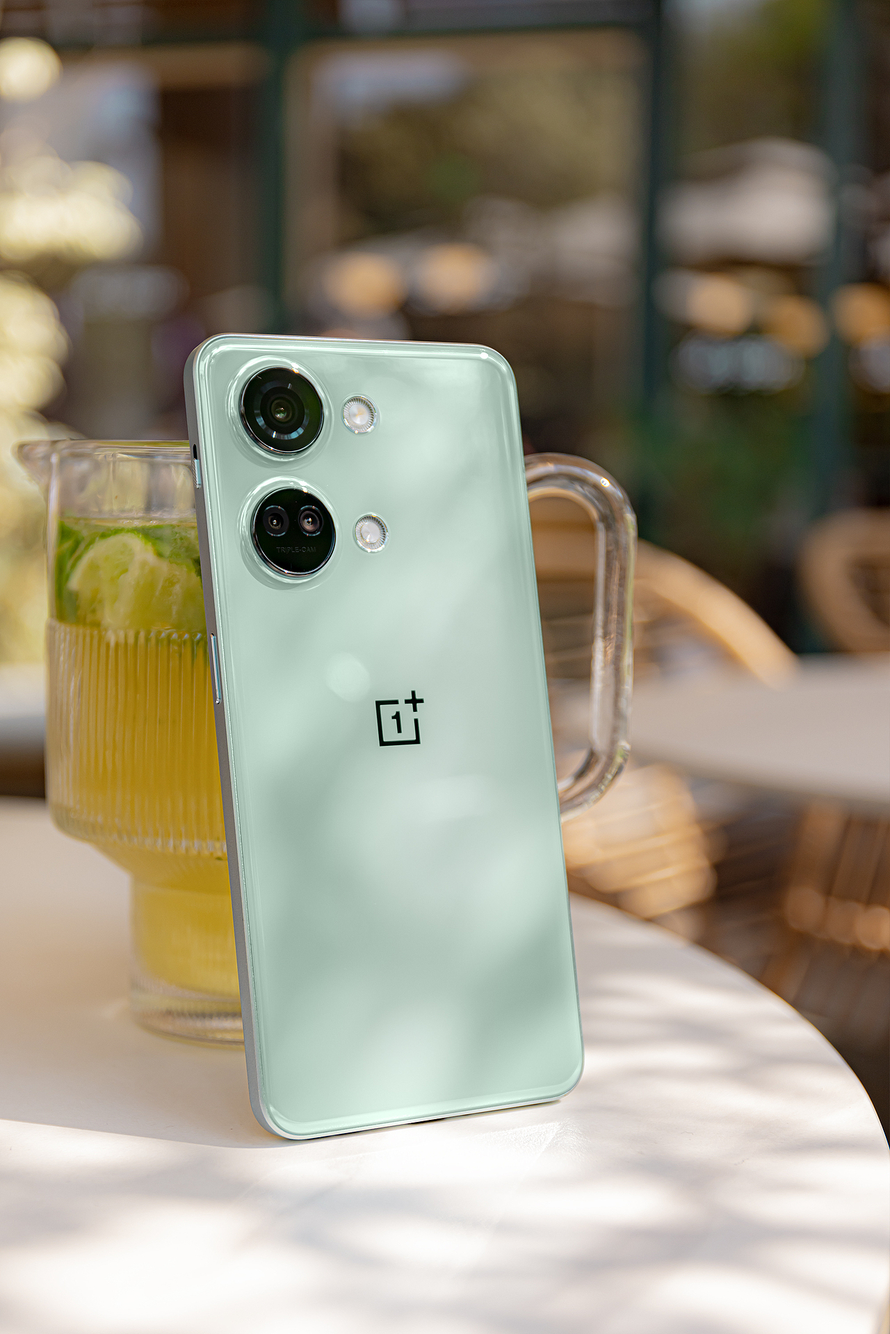 一加 Ace 2V图赏_数懒小姐姐-站酷ZCOOL