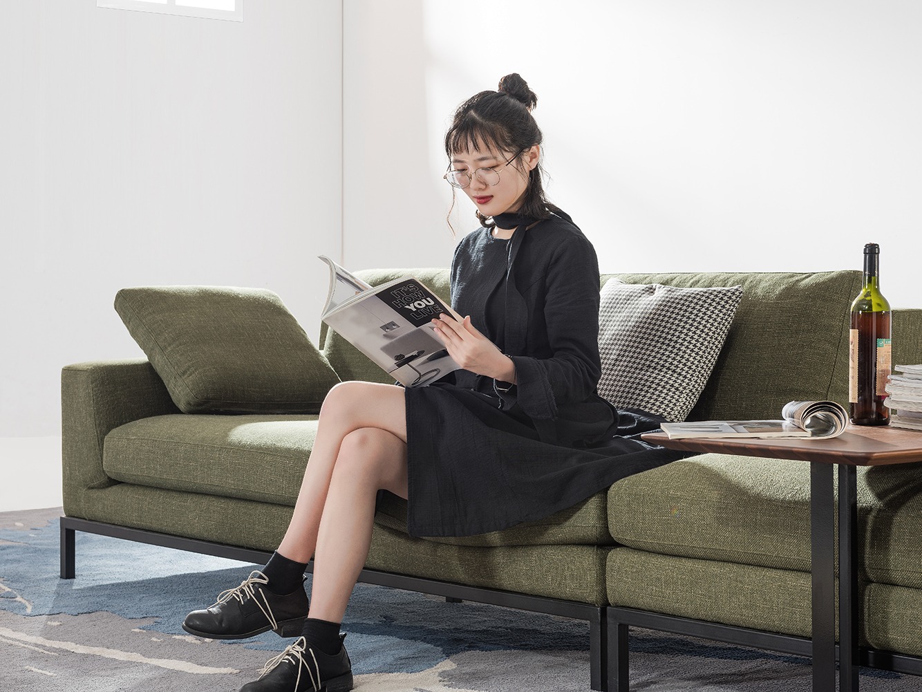 沙发 阳光 看书 红酒_苏州摄影TONGLE-站酷ZCOOL