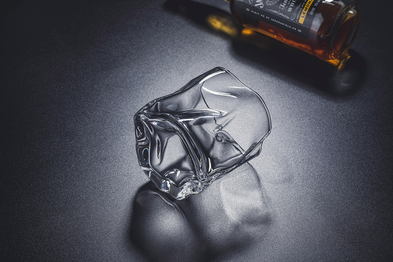 小松诚款威士忌杯_AklinsTu-站酷ZCOOL