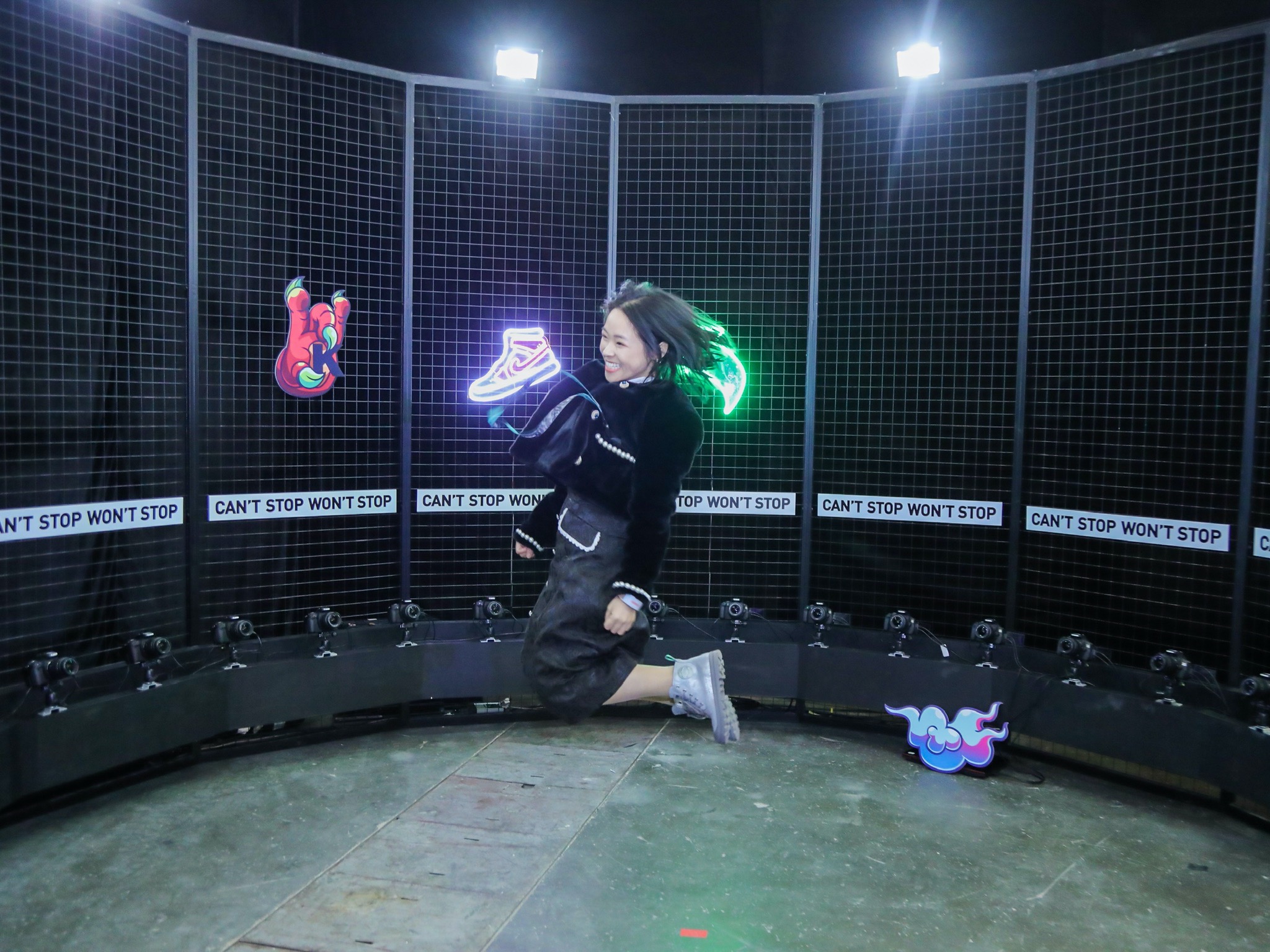 蹦床360度子弹时间拍摄互动_Ken_Pluto-站酷ZCOOL