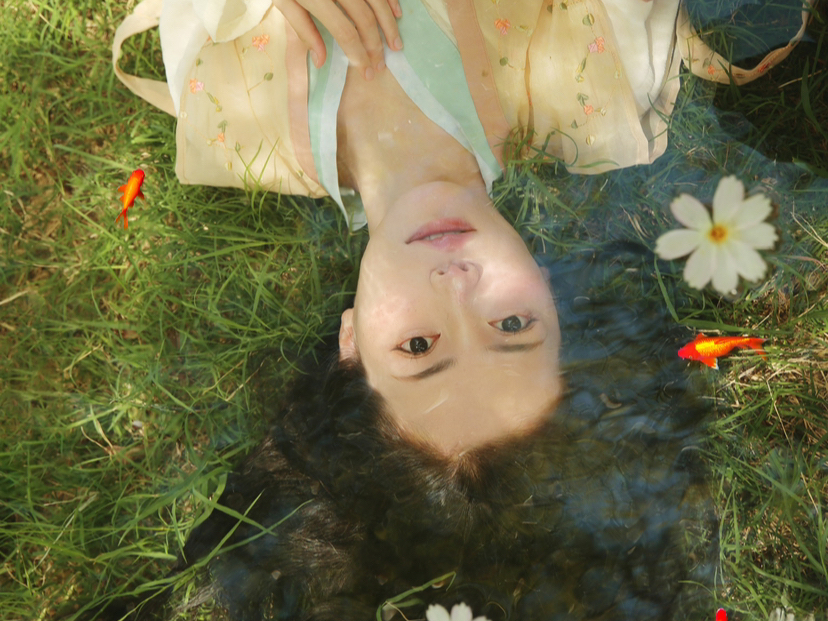 水非水，雾非雾，如是红尘如是渡_梁斯楠-站酷ZCOOL