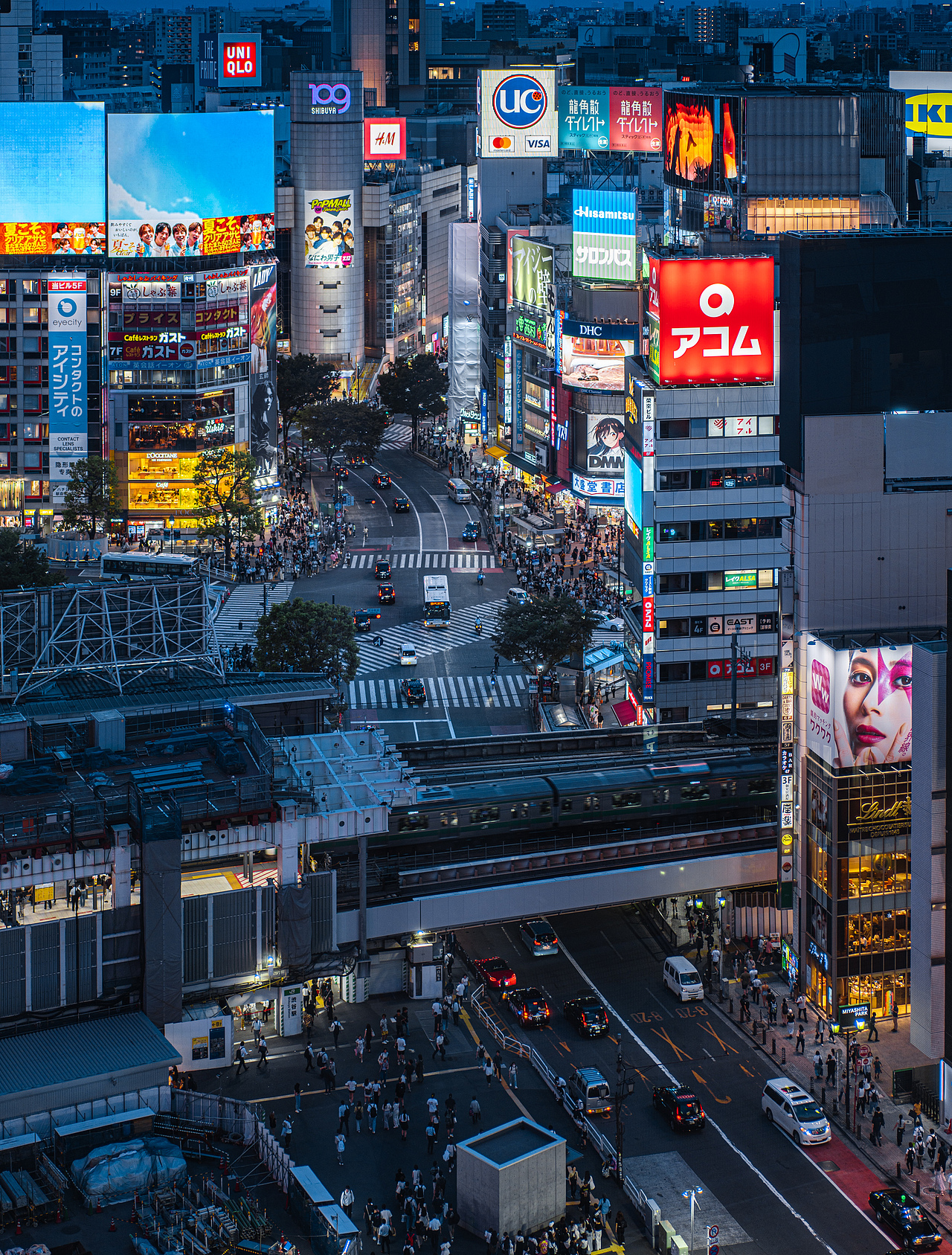 东京《动漫时刻》_MR__Jun-站酷ZCOOL