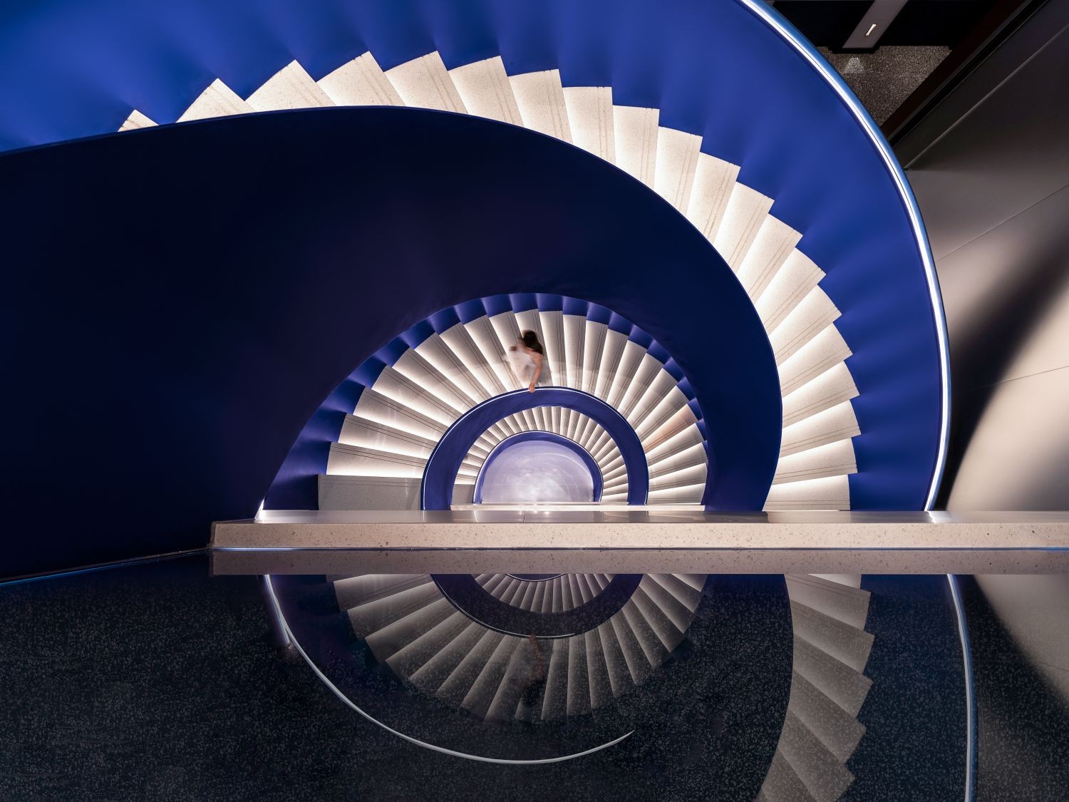 42℃ 温柔洗浴中心_TOPIA图派视觉-站酷ZCOOL