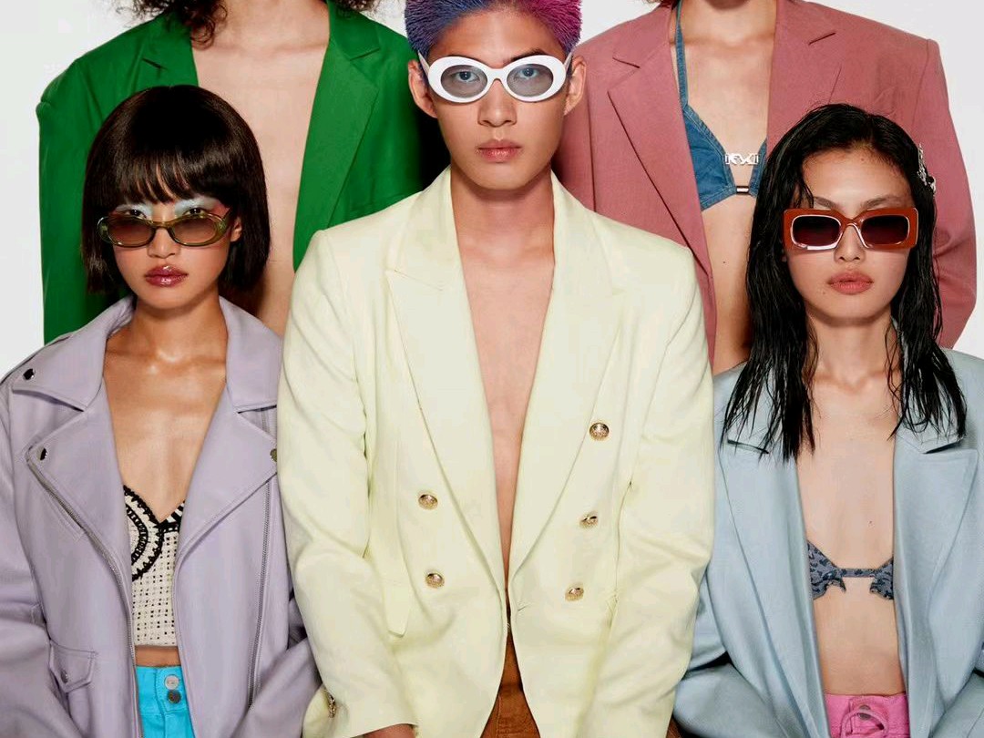 装时装｜V W Magazine 九月_制片人Pepper陈-站酷ZCOOL