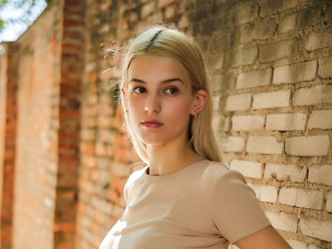 外模人像摄影 广州外籍模特 漂亮妹妹_优思外模经纪kim-站酷ZCOOL