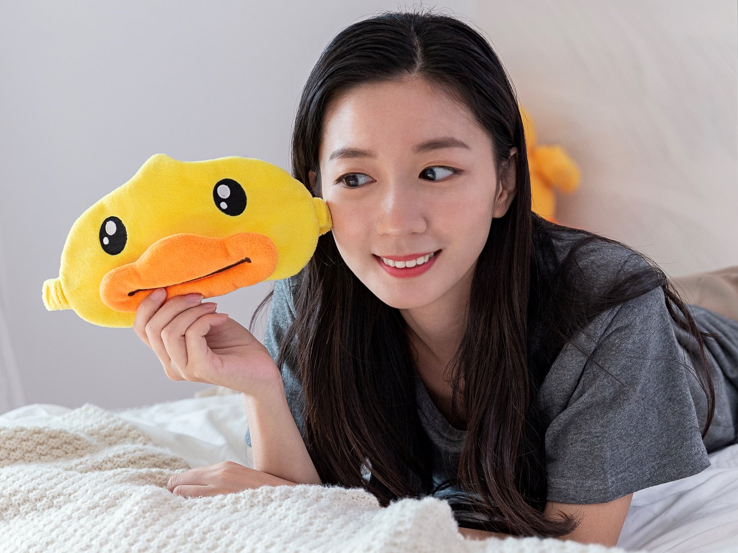 品牌案例丨B.DUCK 小黄鸭眼罩_笆璞-站酷ZCOOL