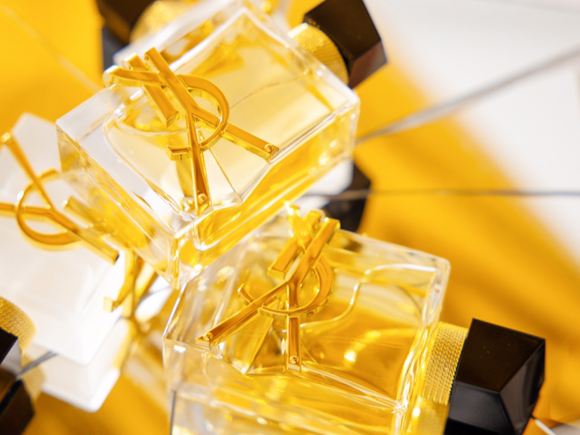 YSL香水拍摄 利用镜子很炸裂_苏南摄影-站酷ZCOOL