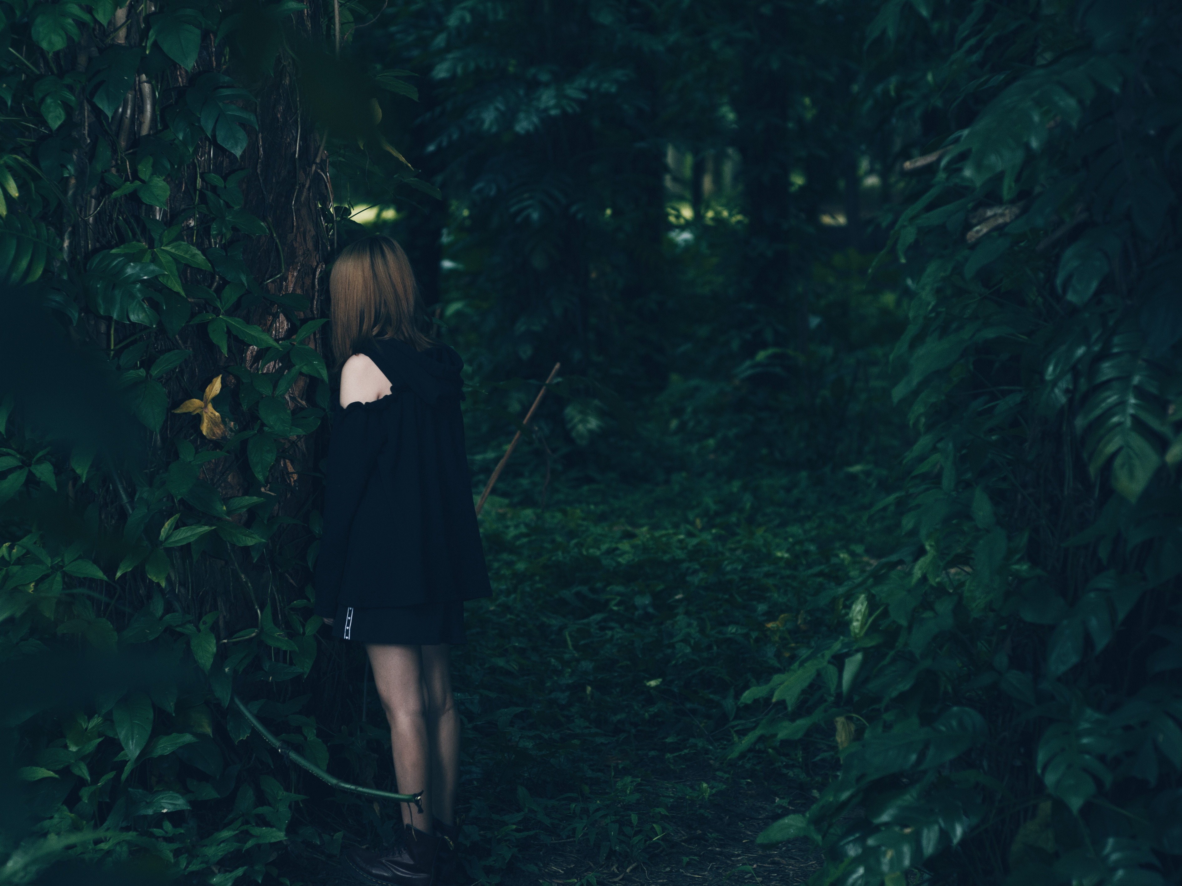 暗黑森系人像_livy_gzb-站酷ZCOOL