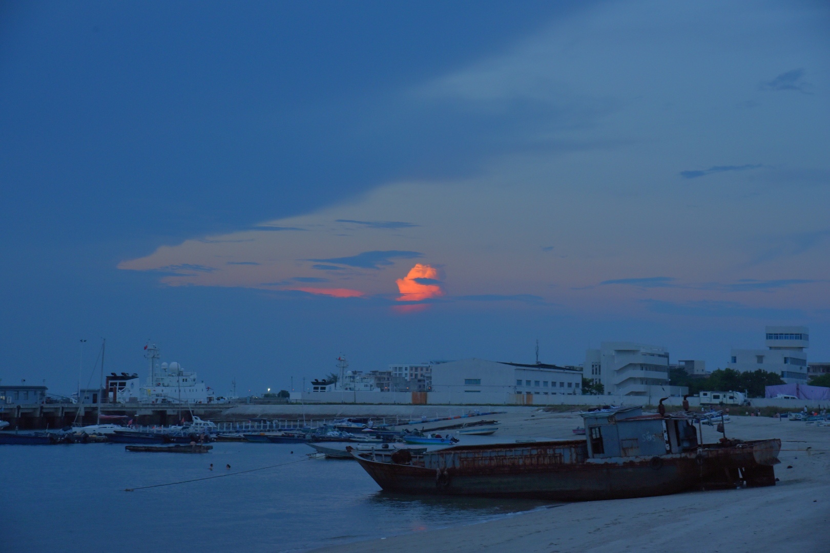 无_讲理不蒋理-站酷ZCOOL