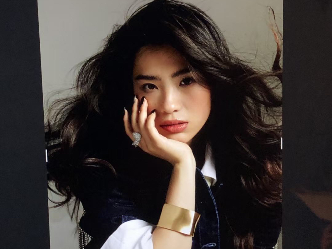 她是郑浩妍？_awswidbasj-站酷ZCOOL