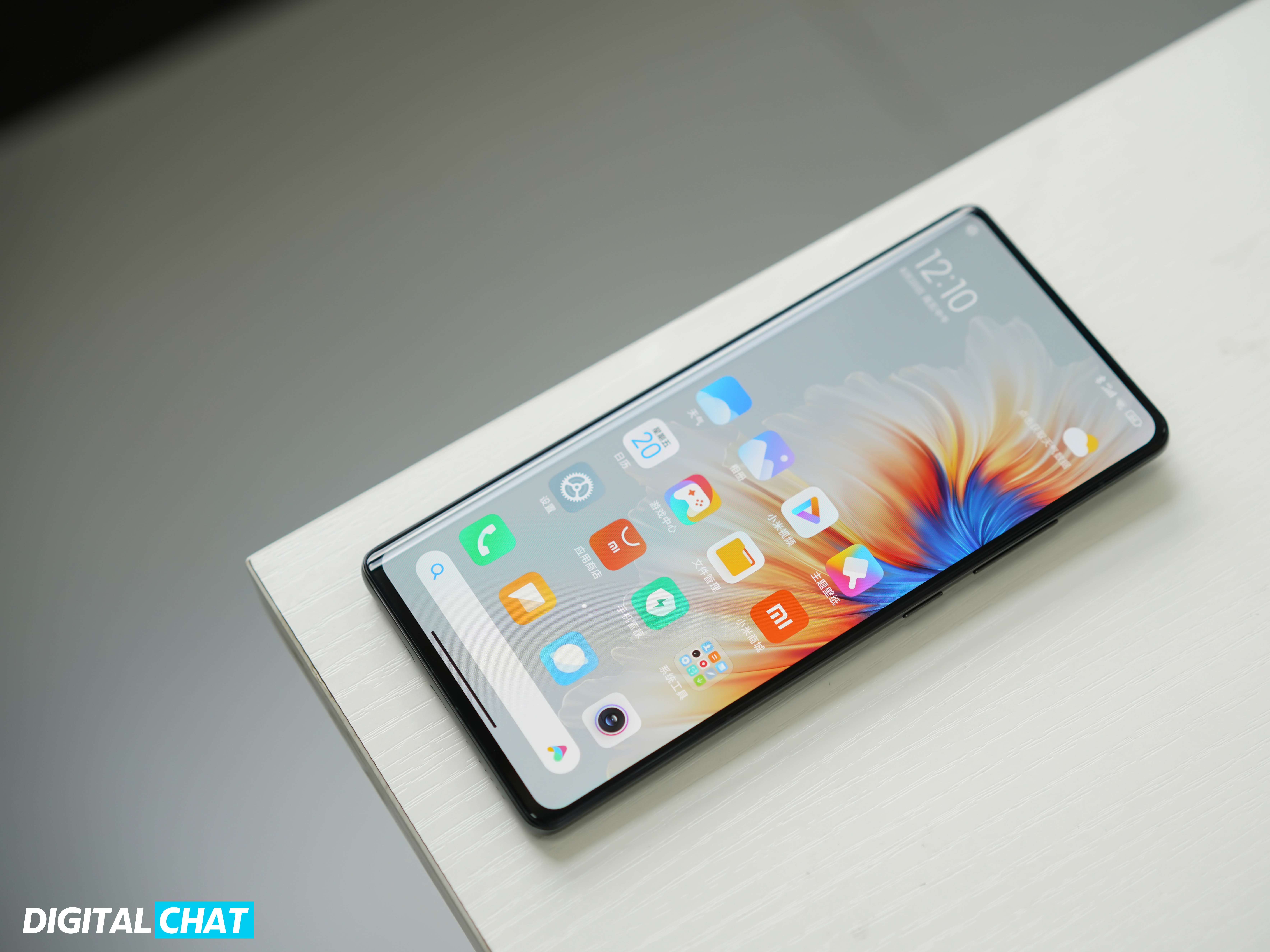 小米MIX4手机「DTCHAT」_DTCHAT-站酷ZCOOL