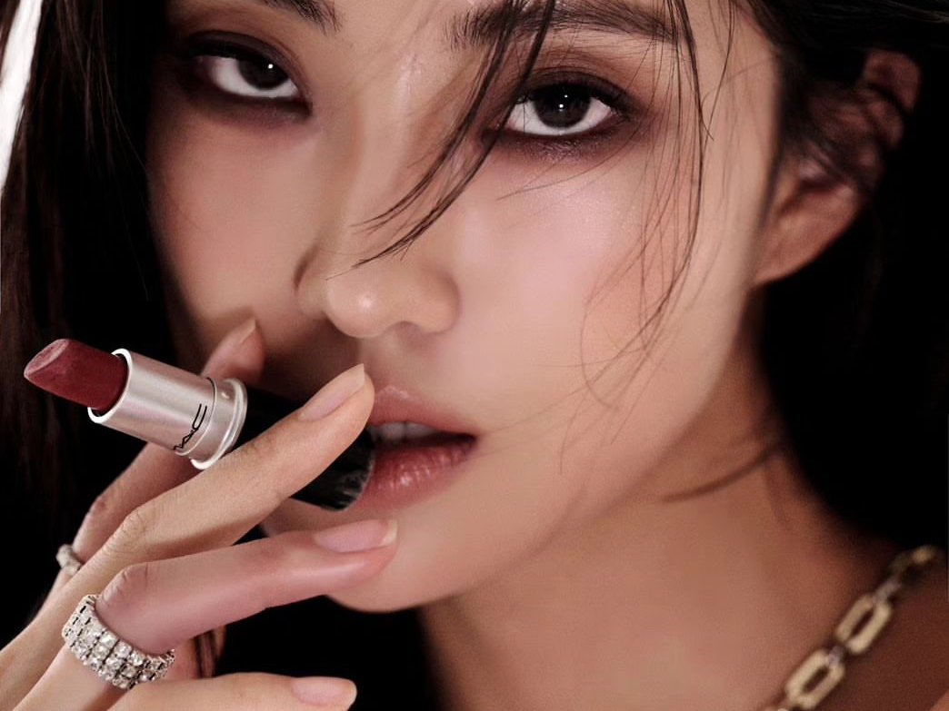 SET模特：ZIZI MAC口红拍摄｜商业拍摄_SET模特经纪公司-站酷ZCOOL