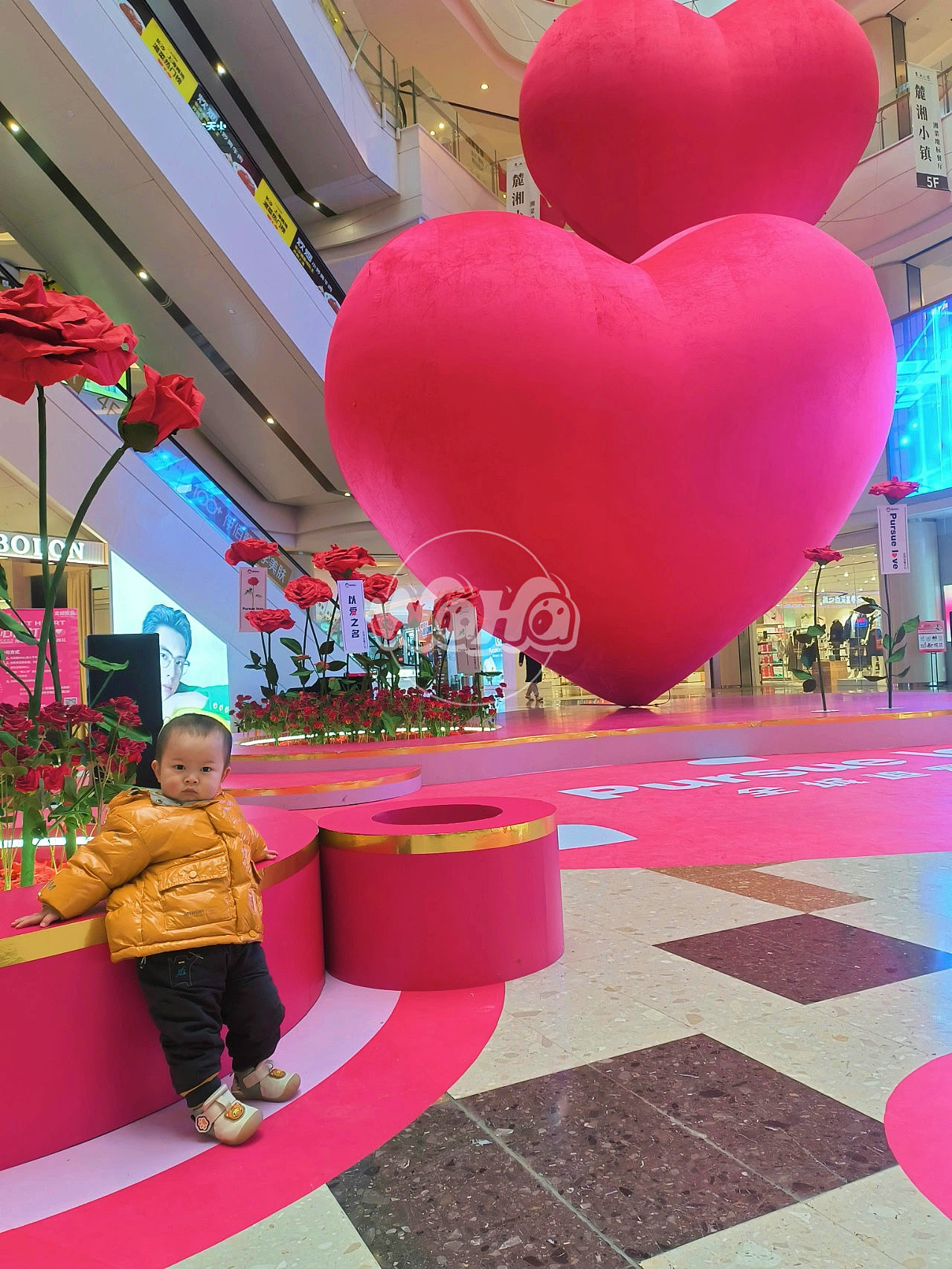 充气爱心气模毛绒爱心高端定制情人节美陈商场中庭吊饰_一钻毛儿-站酷ZCOOL