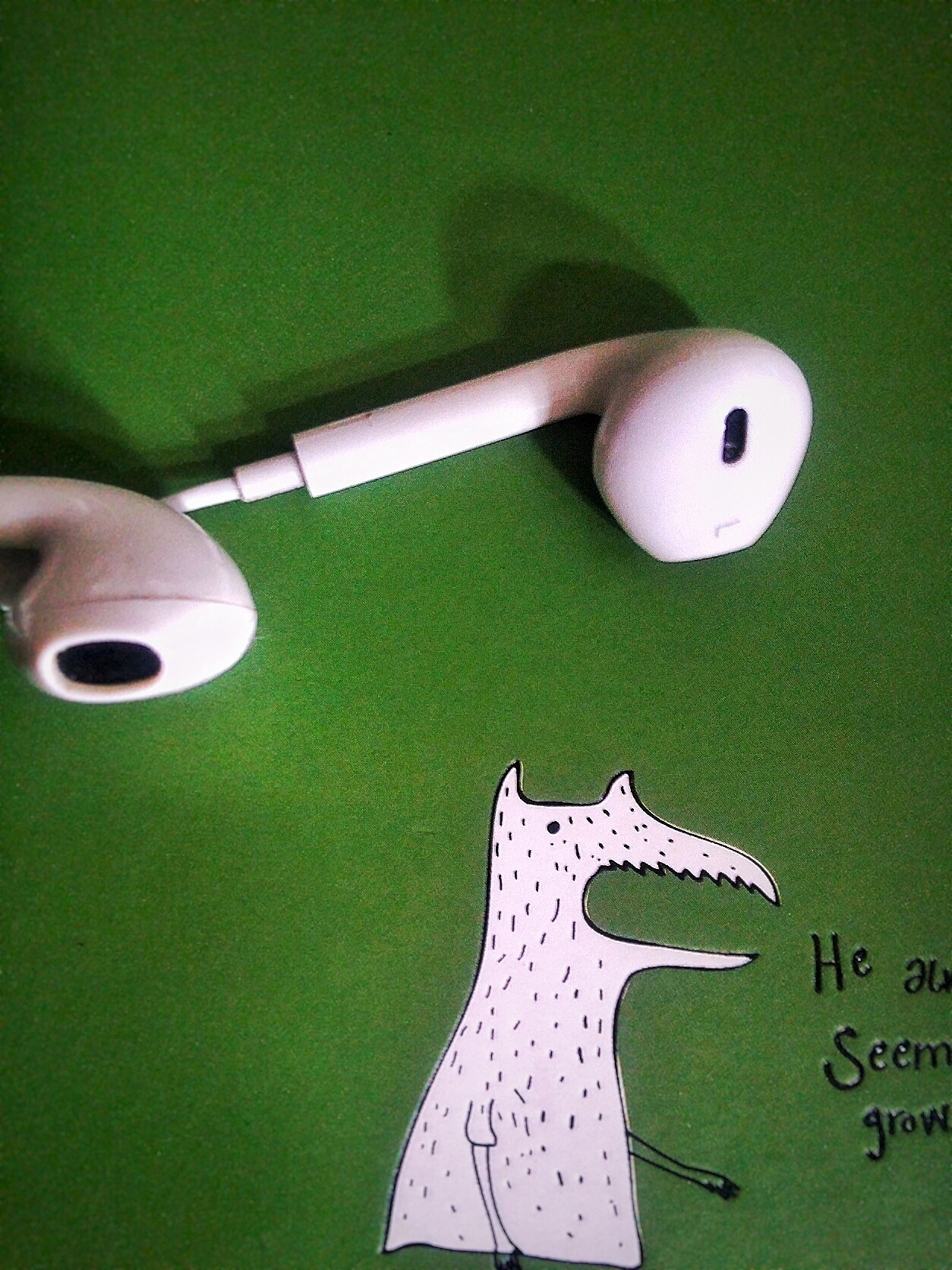 耳机_NikoLan-站酷ZCOOL