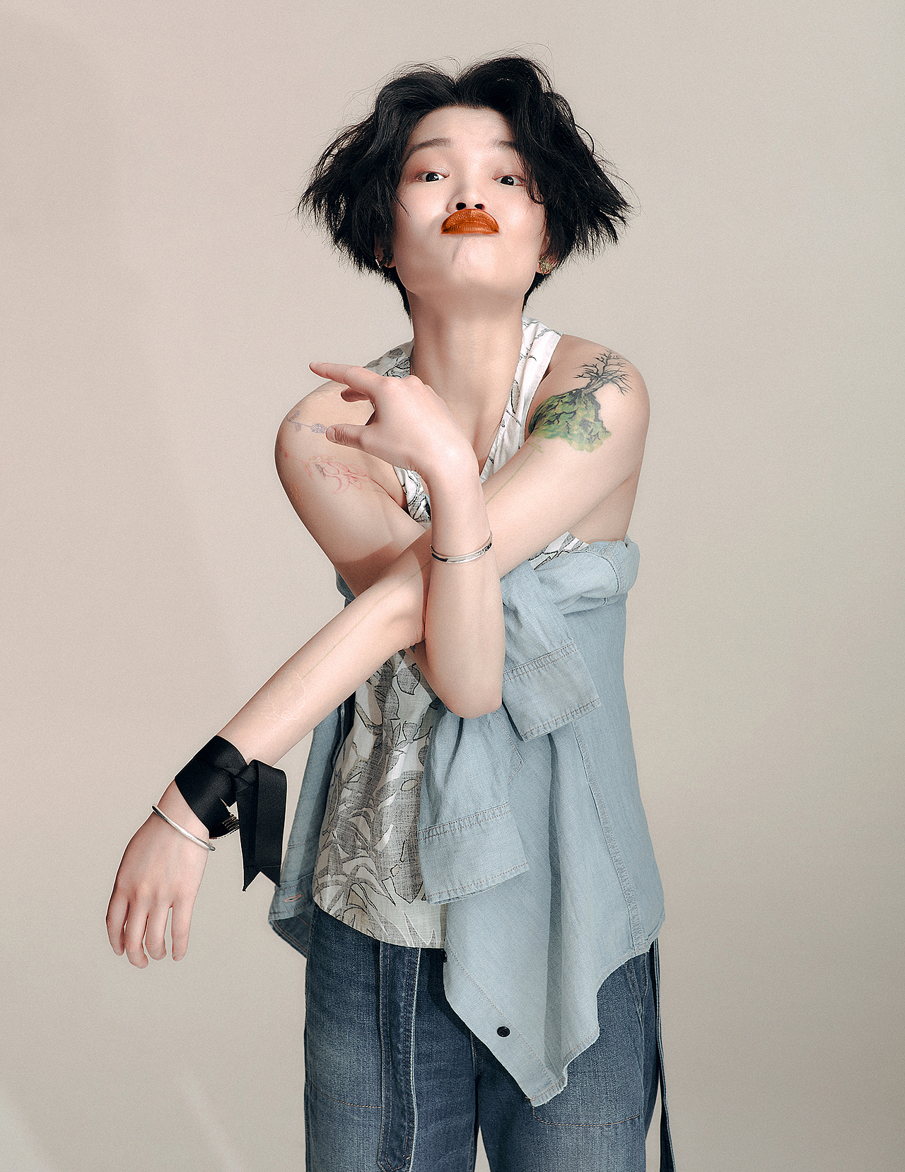 魔界歌手｜ 苏运莹Magazine_杨易昌Double_E-站酷ZCOOL