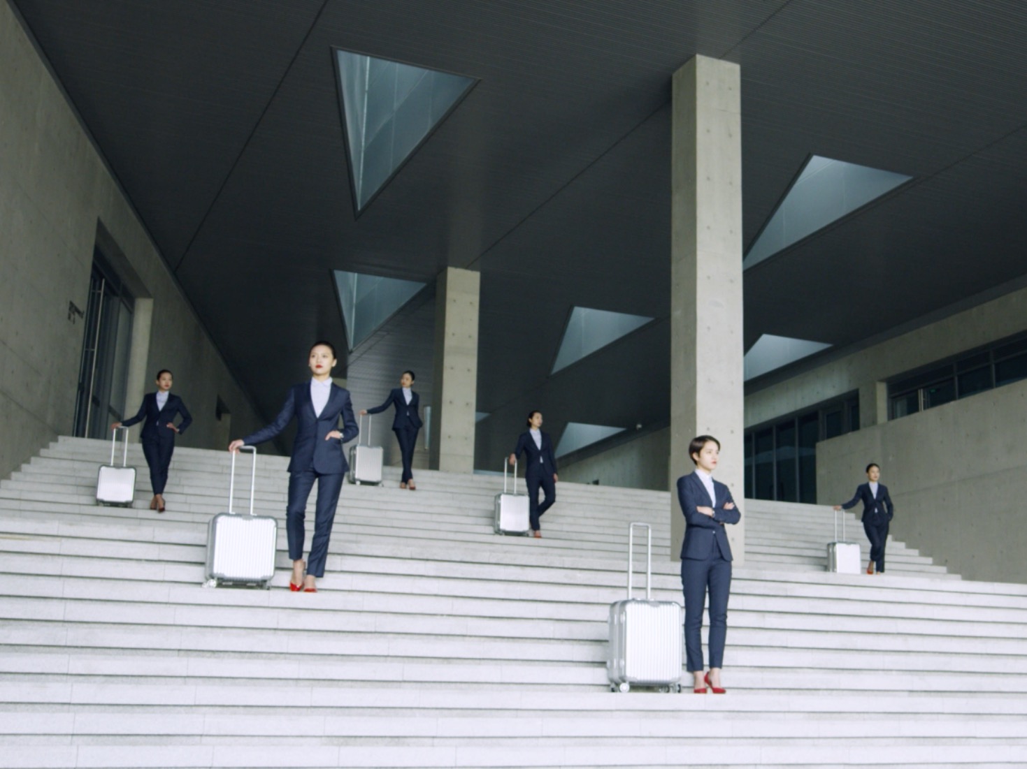 衣邦人品牌宣传片_INCHI_AZ-站酷ZCOOL