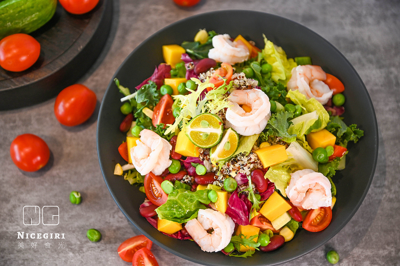 轻食牛肉鸡肉蔬菜水果沙拉_Nicegir1-站酷ZCOOL