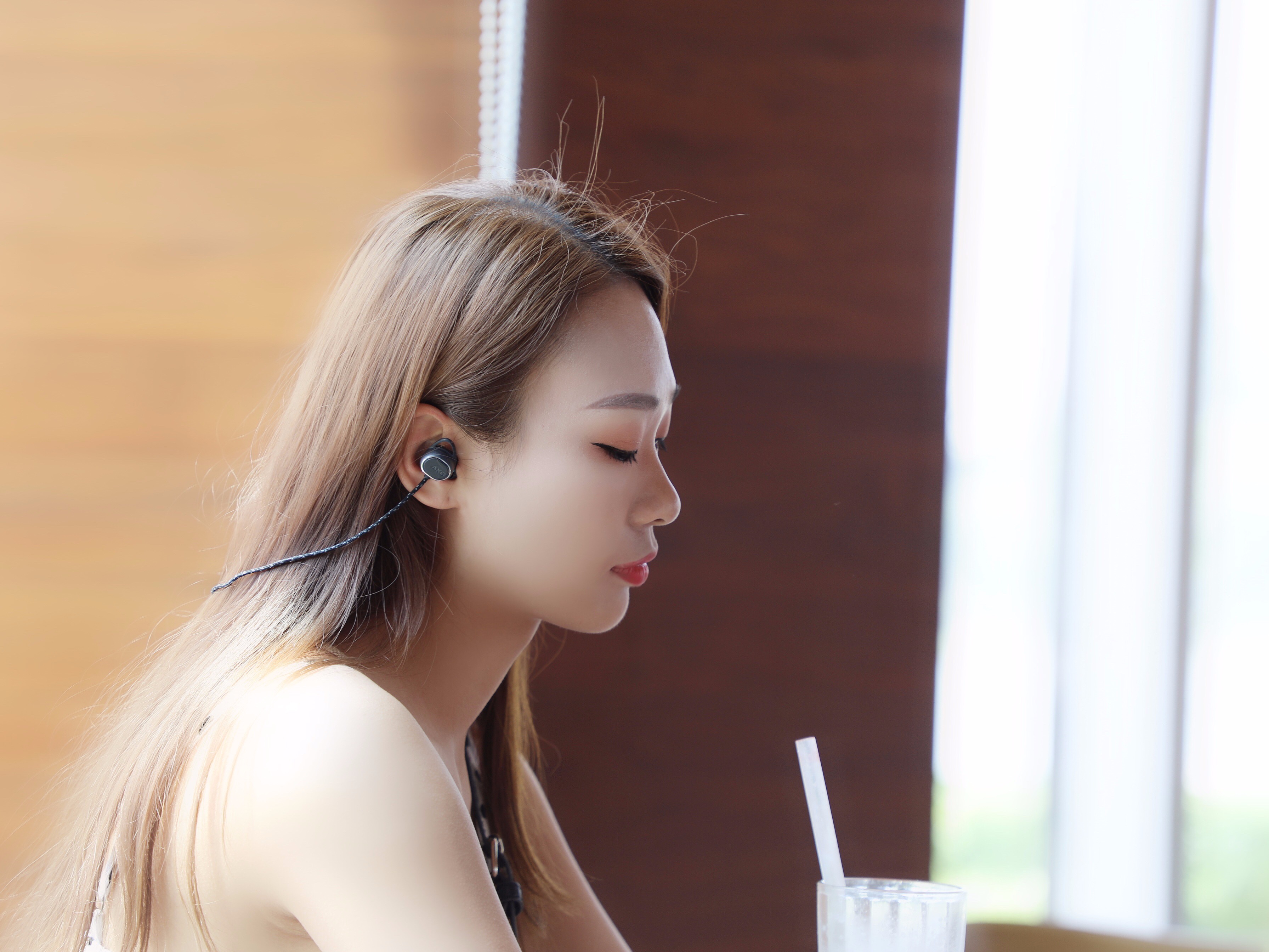 #AKG# 畅想无线_Laboratory-站酷ZCOOL