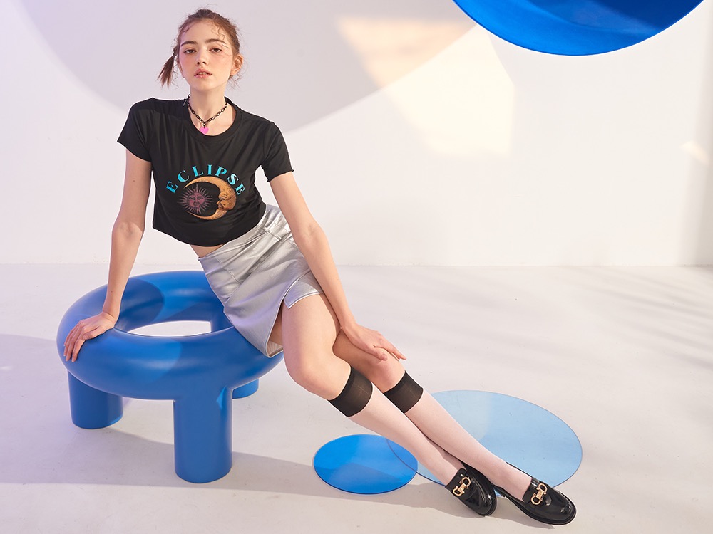 safiya索菲娅女鞋2021春夏大片《逆向未来》_嘉毅_JoeyAu-站酷ZCOOL