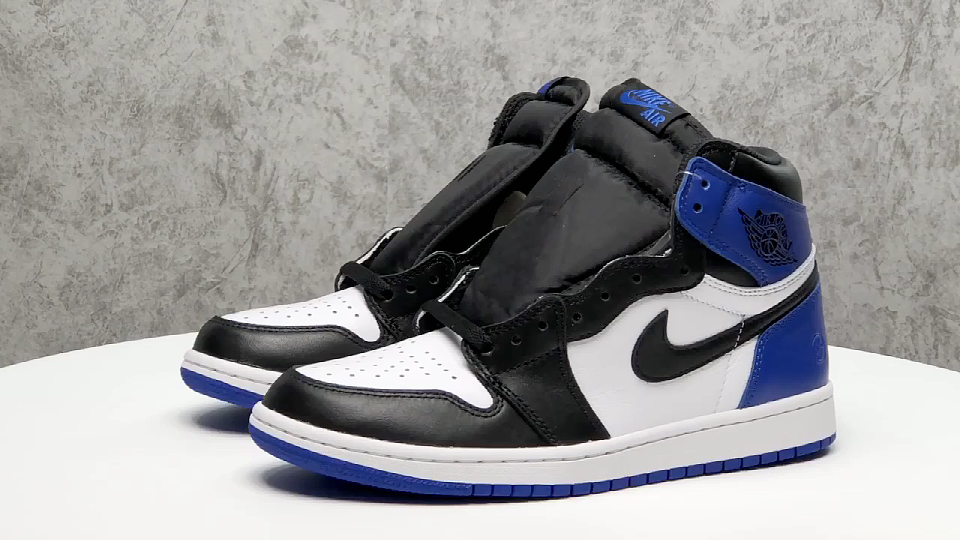 Air Jordan 1 Retro Fragment 藤原浩大闪电716371 040_卓宇00520-站酷ZCOOL