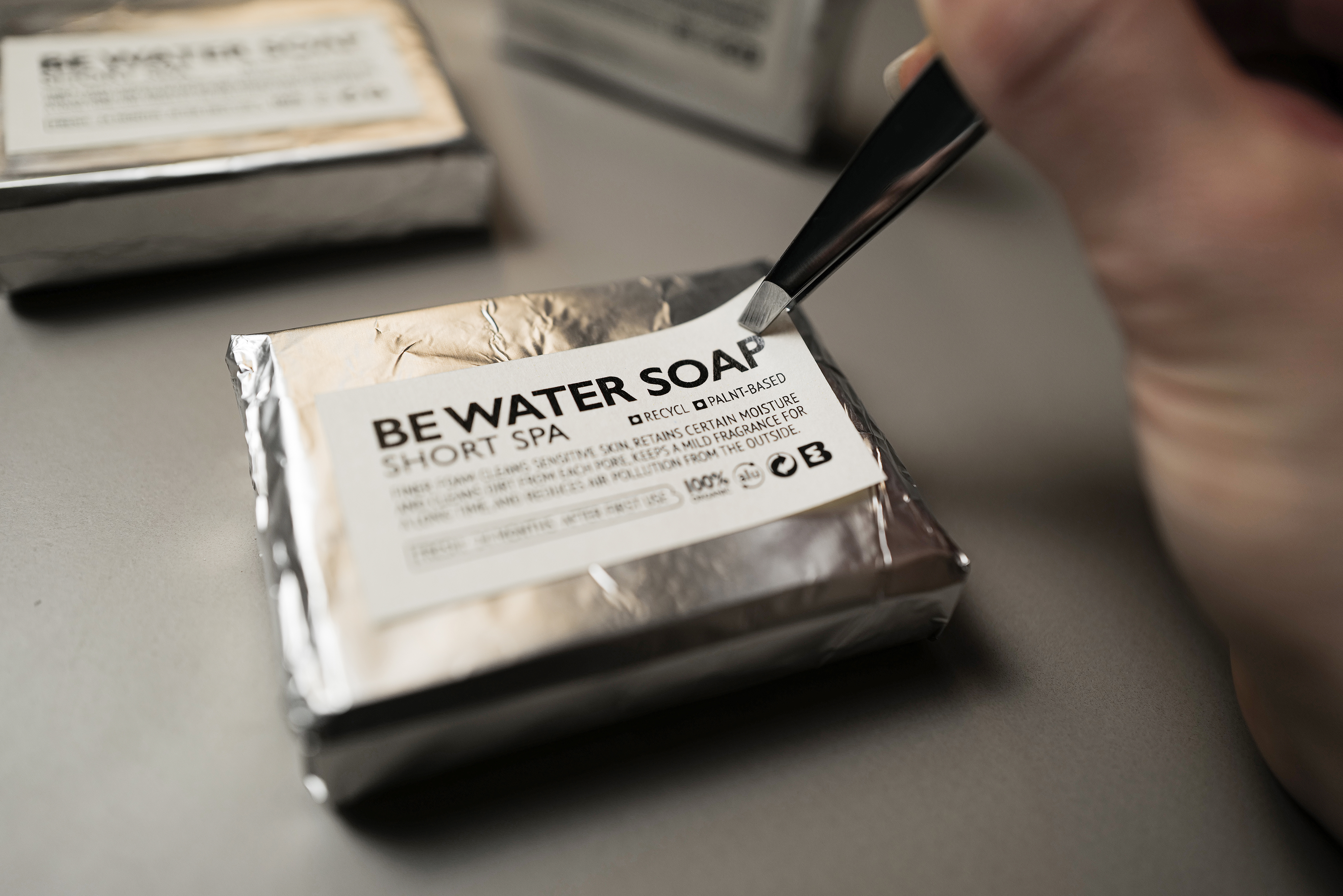 BE WATER SOAP_草没味啊-站酷ZCOOL