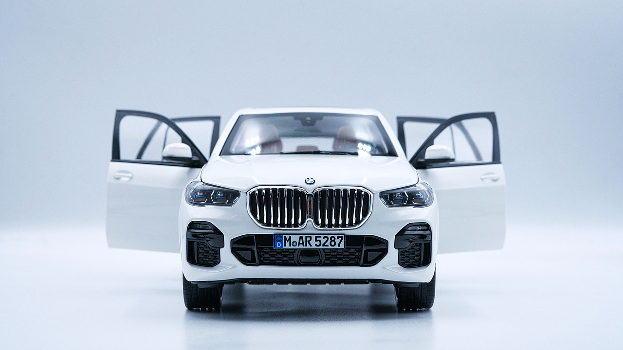 BMW X5 XDrive 40i white 1:18 NOREV_饭饭饭樊-站酷ZCOOL
