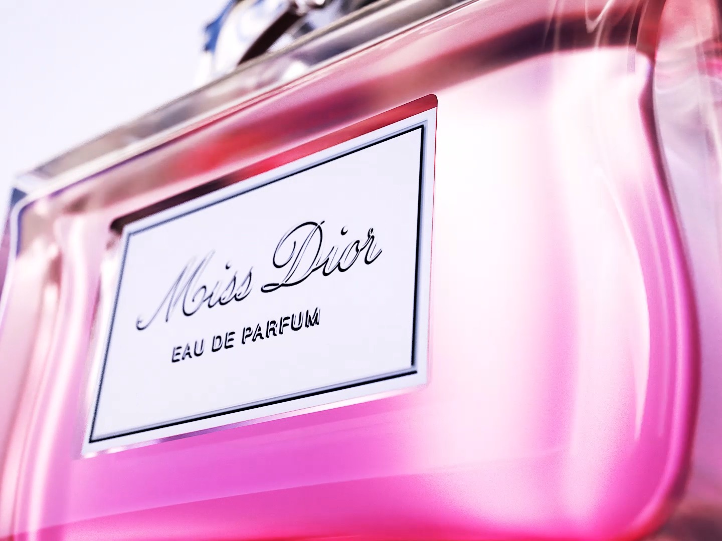 Dior香水案例_HATUI-站酷ZCOOL