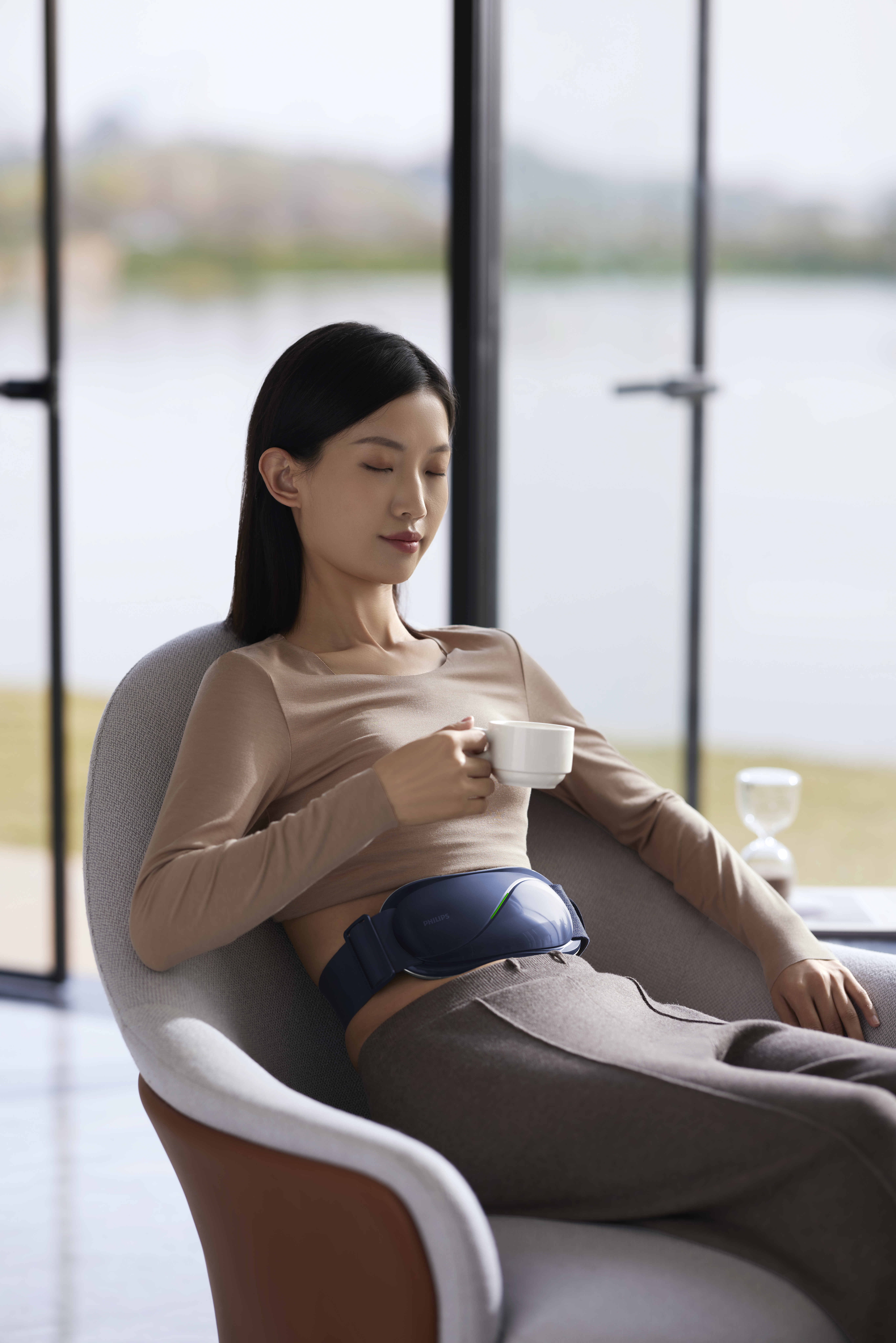 飞利浦颈椎按摩器_Tsang慶-站酷ZCOOL