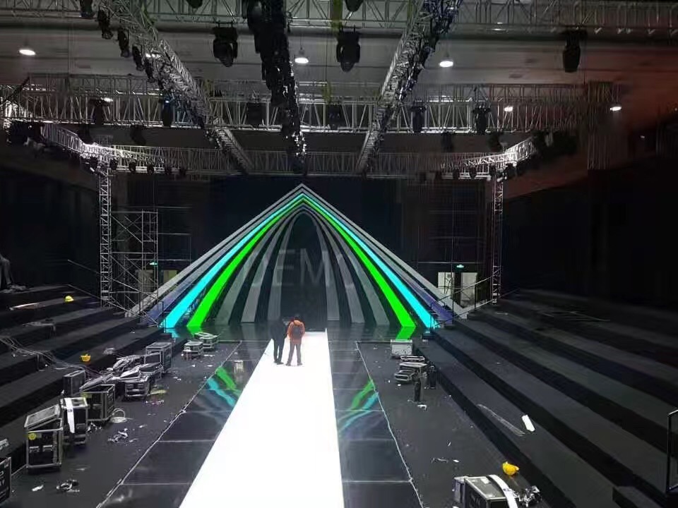 全息舞台全息舞美_TMTT全息光影-站酷ZCOOL