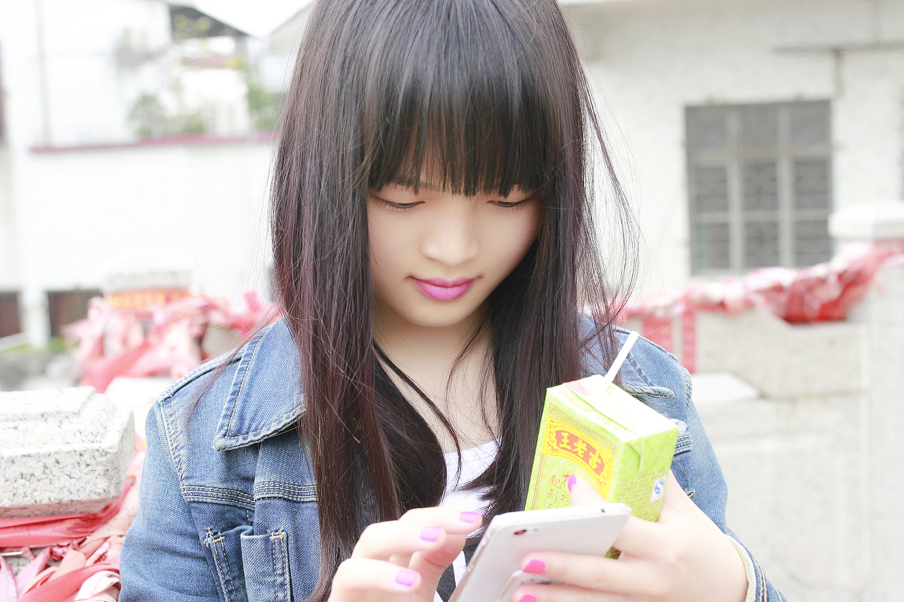 单眼皮女孩_独道文化-站酷ZCOOL