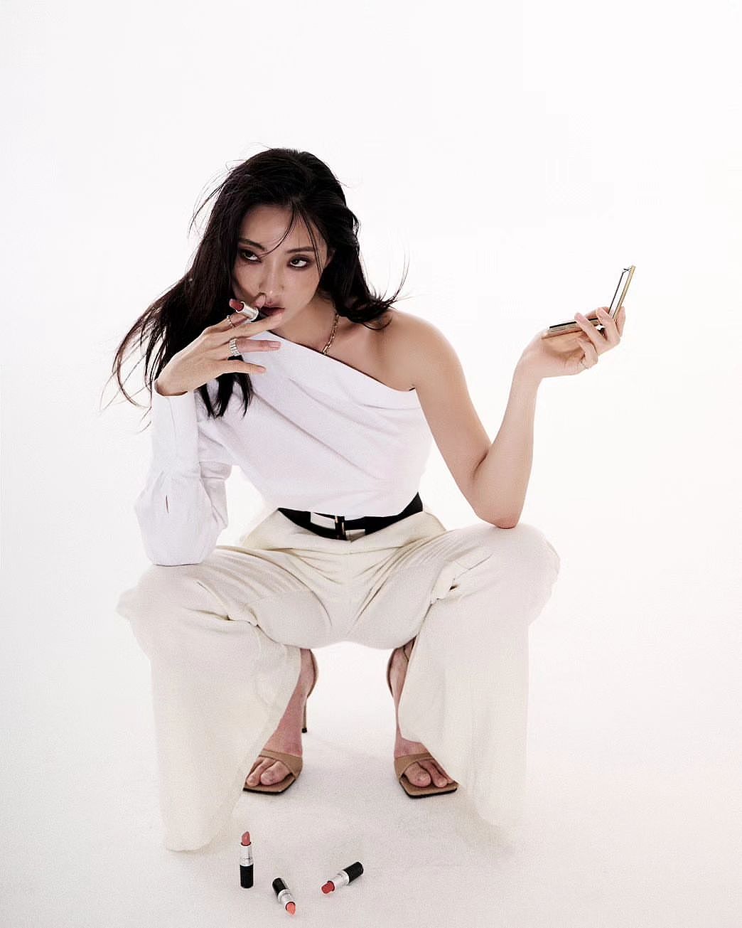 SET模特：ZIZI MAC口红拍摄｜商业拍摄_SET模特经纪公司-站酷ZCOOL