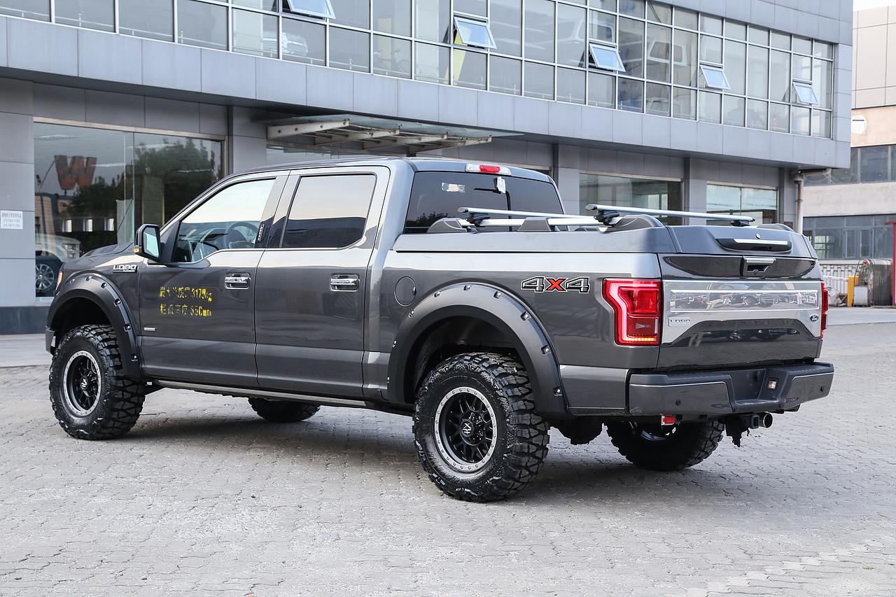 2017 Ford Raptor|平面|海报|Divinity_原创作品-站酷(ZCOOL)