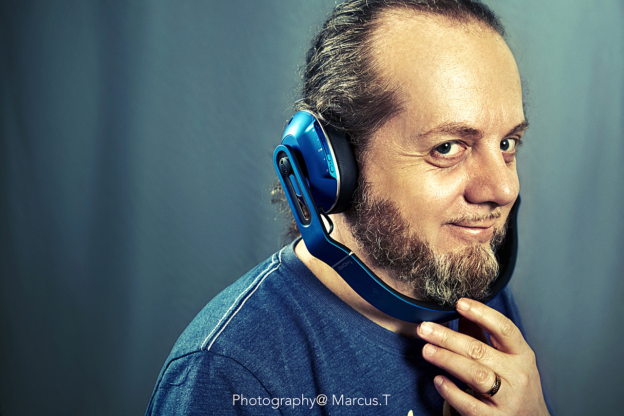 格莱美音乐大师 Luca bignardi 人物肖像_谭炯峰MarcusT-站酷ZCOOL