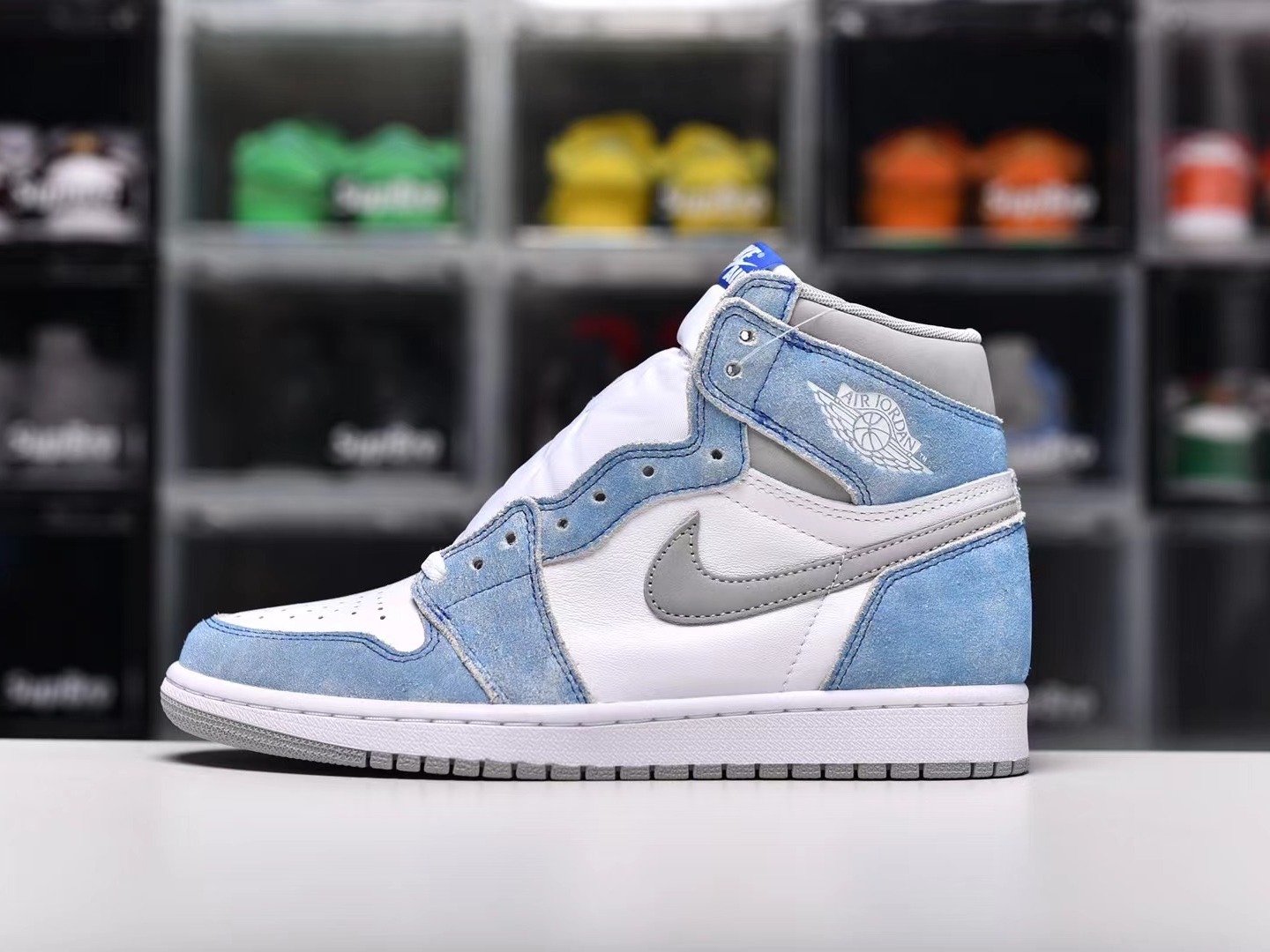 Air Jordan 1 High Hyper Royal 水泥蓝 555088-402_卓宇00520-站酷ZCOOL