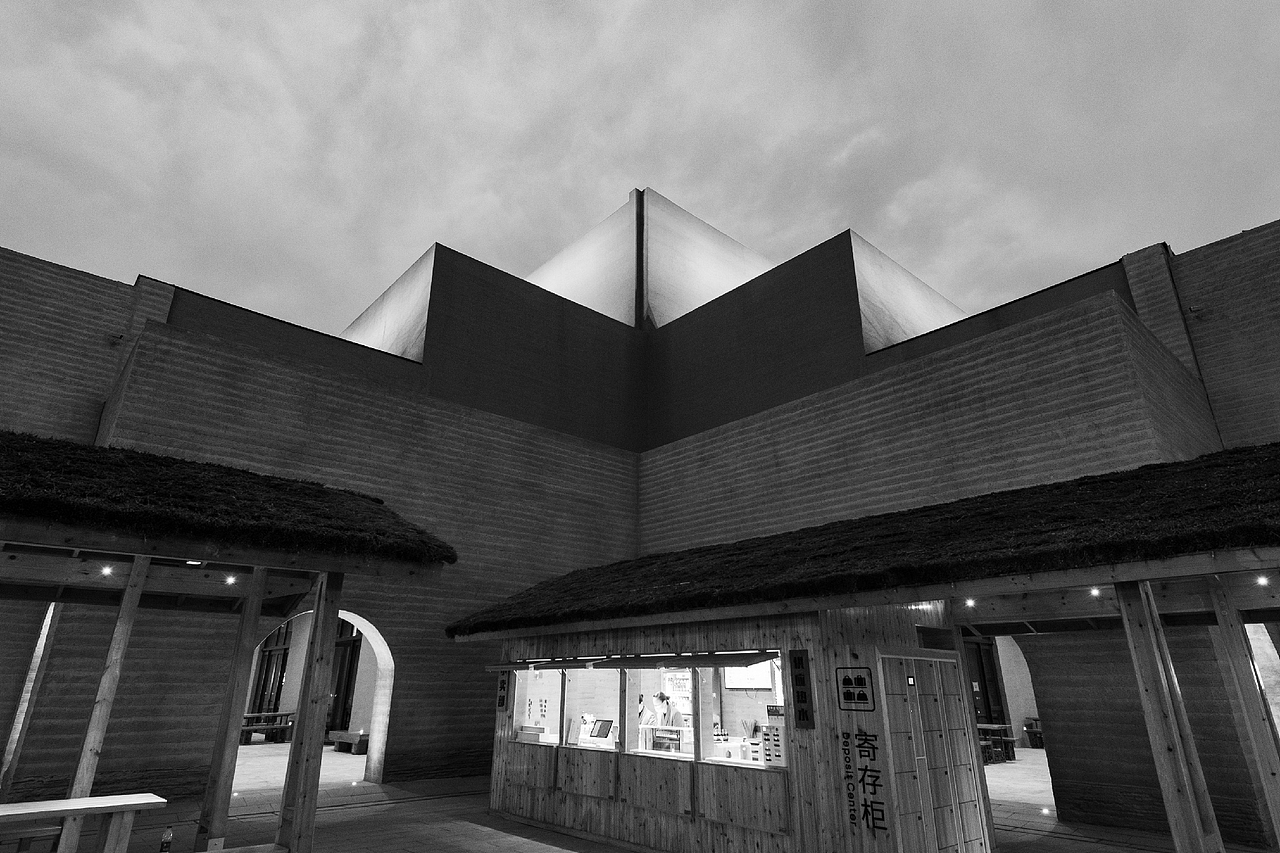 只有河南戏剧幻城-黑白印象_rexknife-站酷ZCOOL