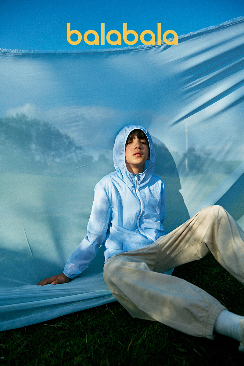 童装拍摄｜balabala_吃饱了饭的人-站酷ZCOOL