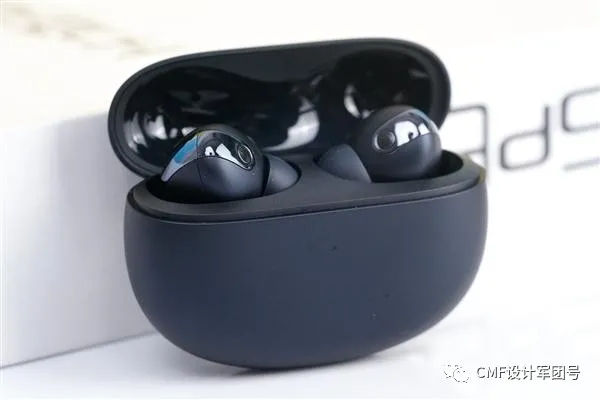 小米发布最新TWS耳机，亮点汇总，表面处理工艺探讨_CMF设计军团-站酷ZCOOL