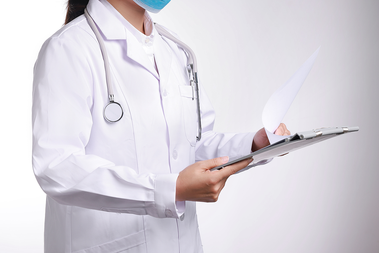 医生大夫护士医疗注射新冠疫情防护白底医护模特图_UVISION摄影-站酷ZCOOL