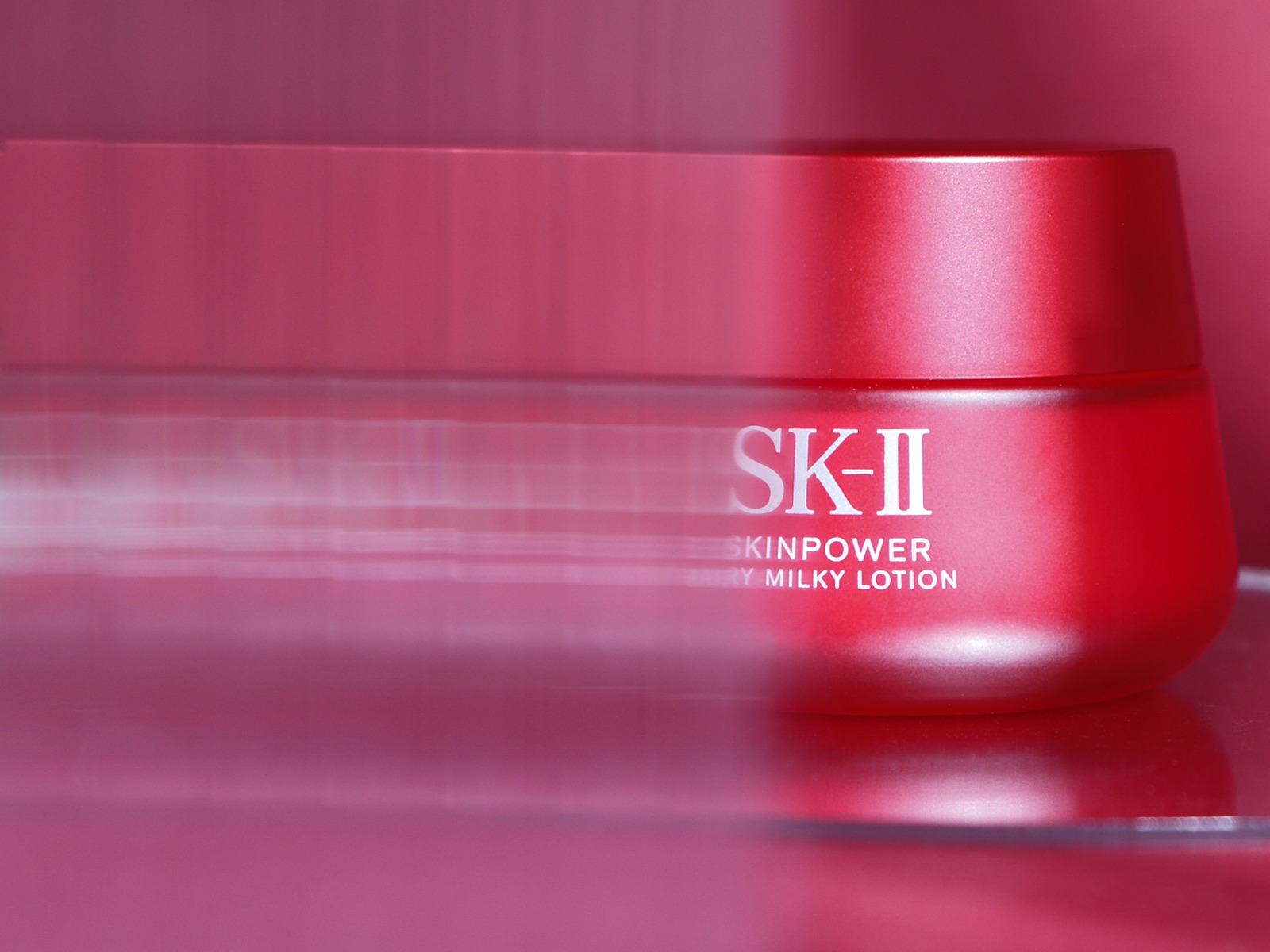 SK-II新版大红瓶面霜清爽版_是蒋蒋蒋芯媛-站酷ZCOOL