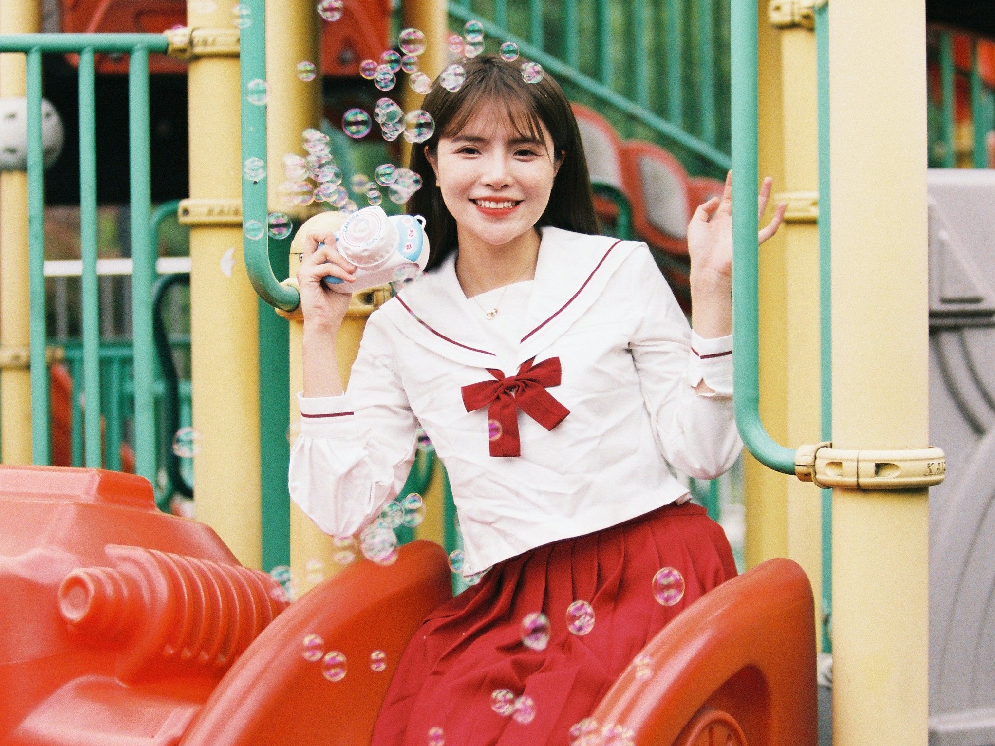 我顶着大太阳，只想为你撑伞_摄影师红茶-站酷ZCOOL