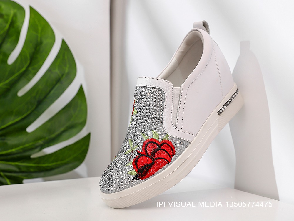 女鞋拍摄-运动休闲_IPI艾派视觉传媒-站酷ZCOOL