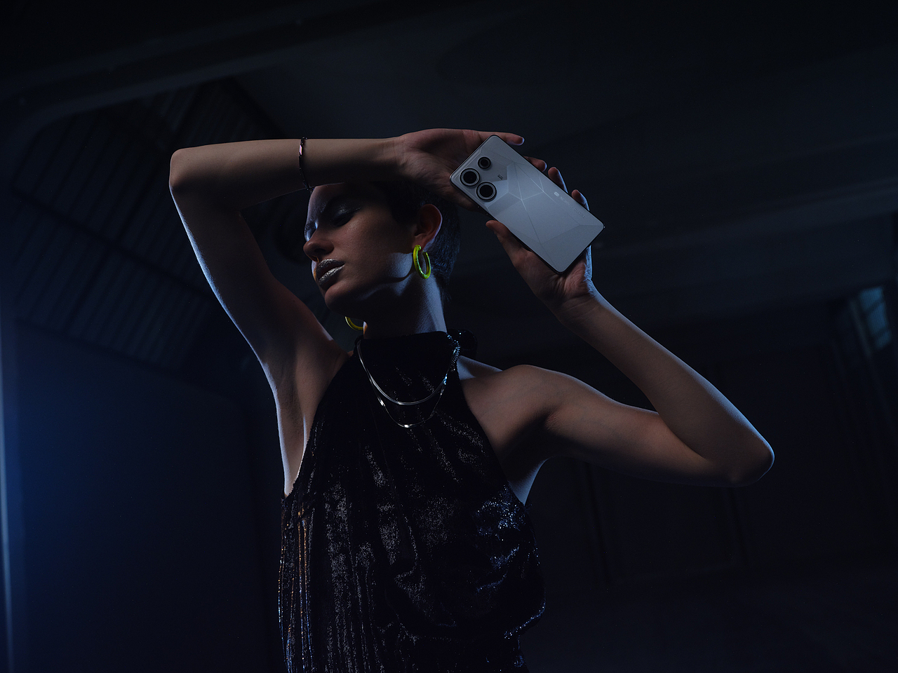 CAMON X Mr.Doodle 原图和成片 Night_摄影师张开-站酷ZCOOL