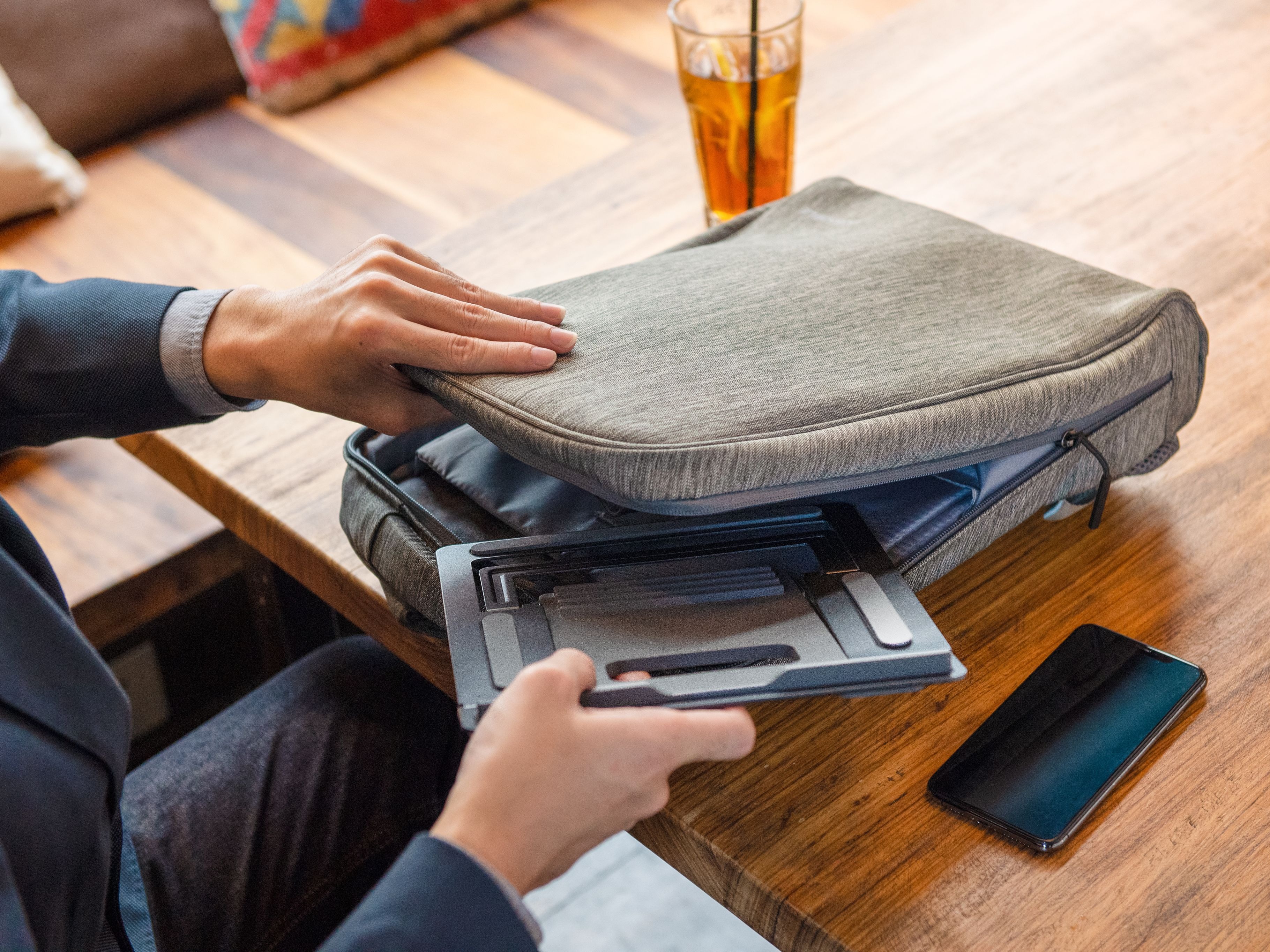 桌面平板支架_liu涛涛-站酷ZCOOL