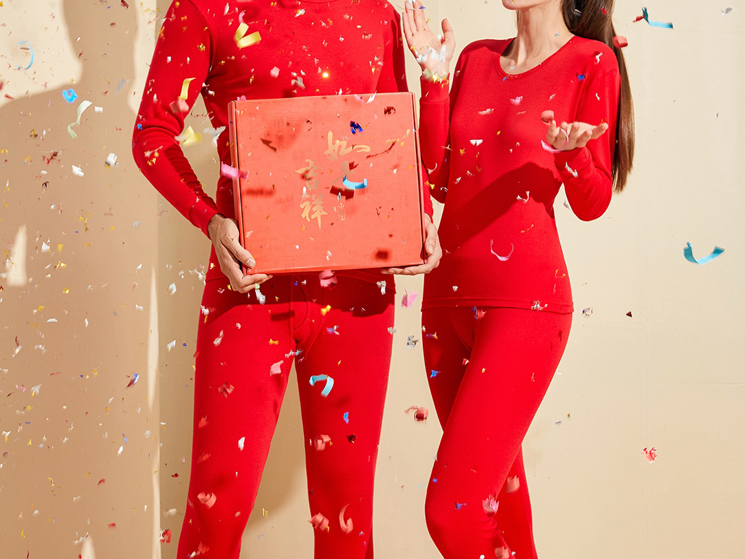 南极人保暖衣双人拍摄客片参考_义乌艾斯文化传媒-站酷ZCOOL