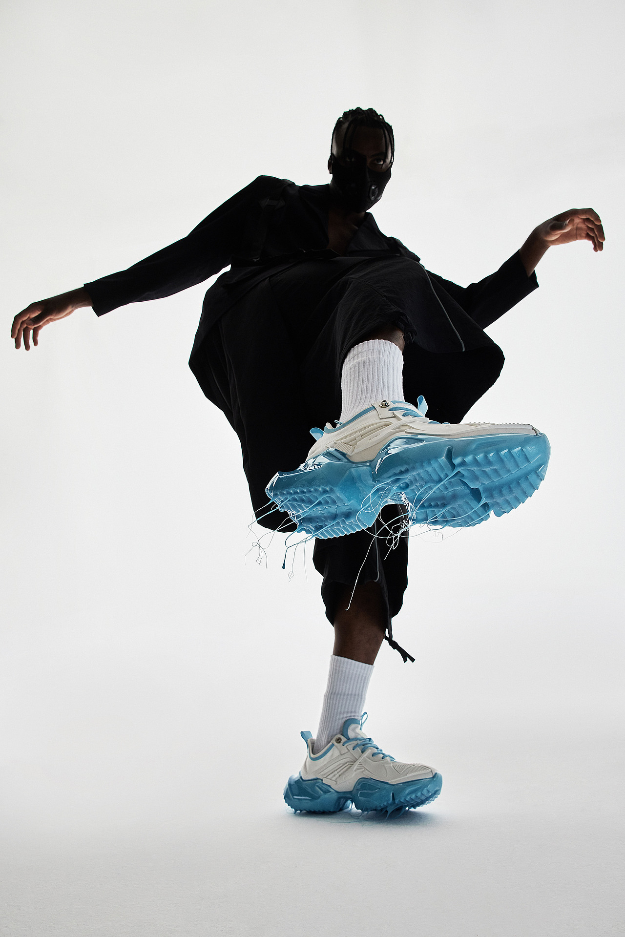 OGR机甲鞋形象大片拍摄_梅见风mads-站酷ZCOOL