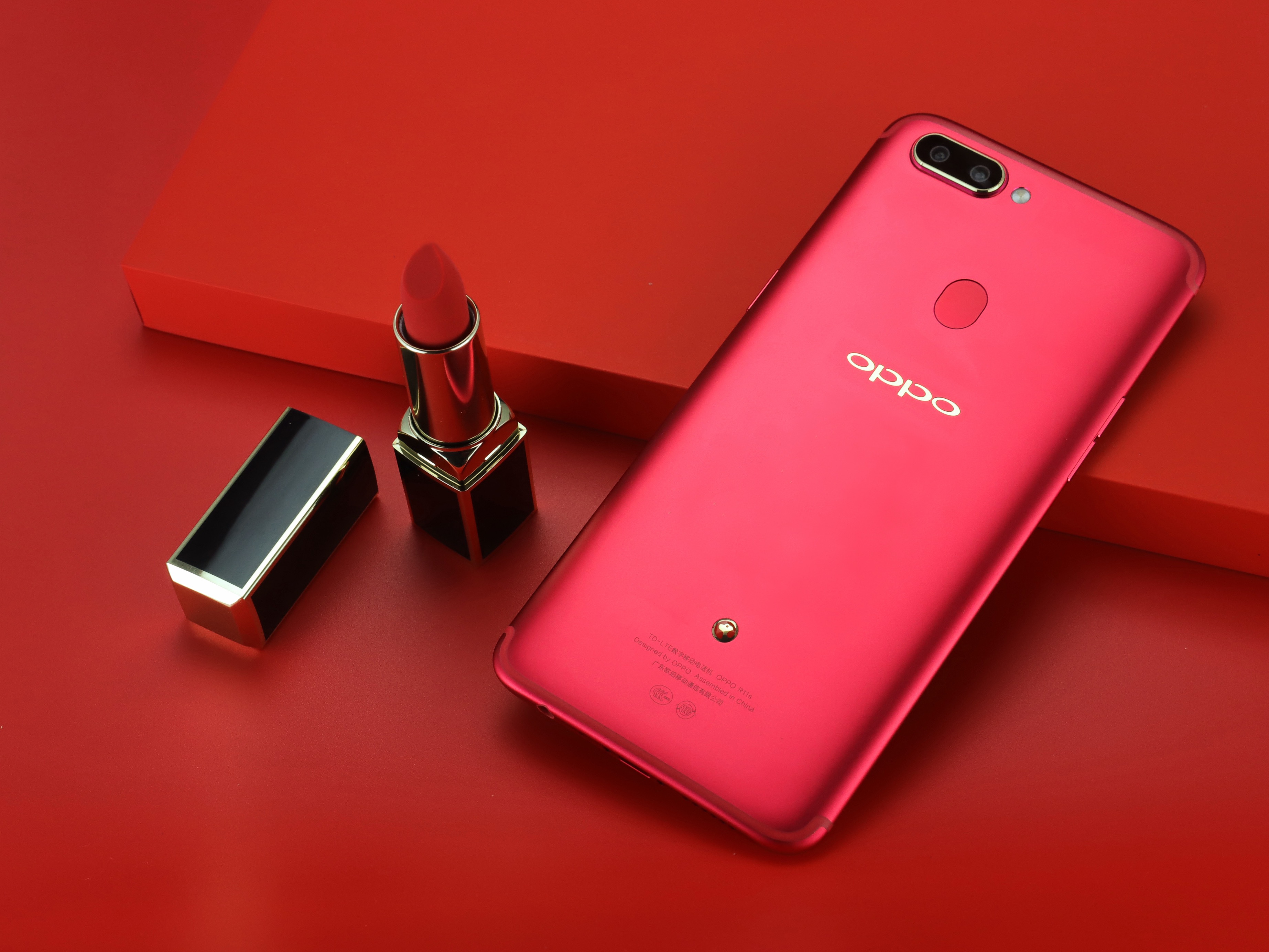 OPPO R11s星幕新年版：更好的新年礼物！_数码视界-站酷ZCOOL